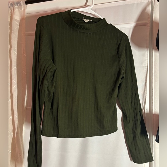 Olivia Rae | Tops | Olivia Rae Green Turtleneck | Poshmark